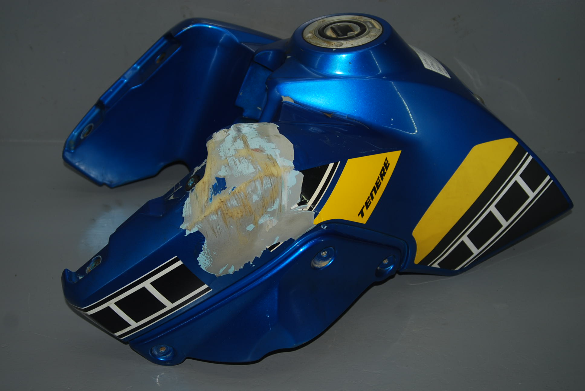 YAMAHA XT 660 TENERE FUEL TANK – Motorcycle Salvage SA Parts