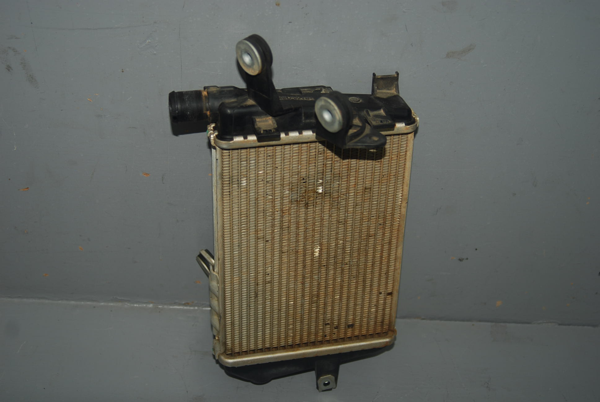 2017 BMW R 1200 GS RALLY RADIATOR L/H – Motorcycle Salvage SA Parts