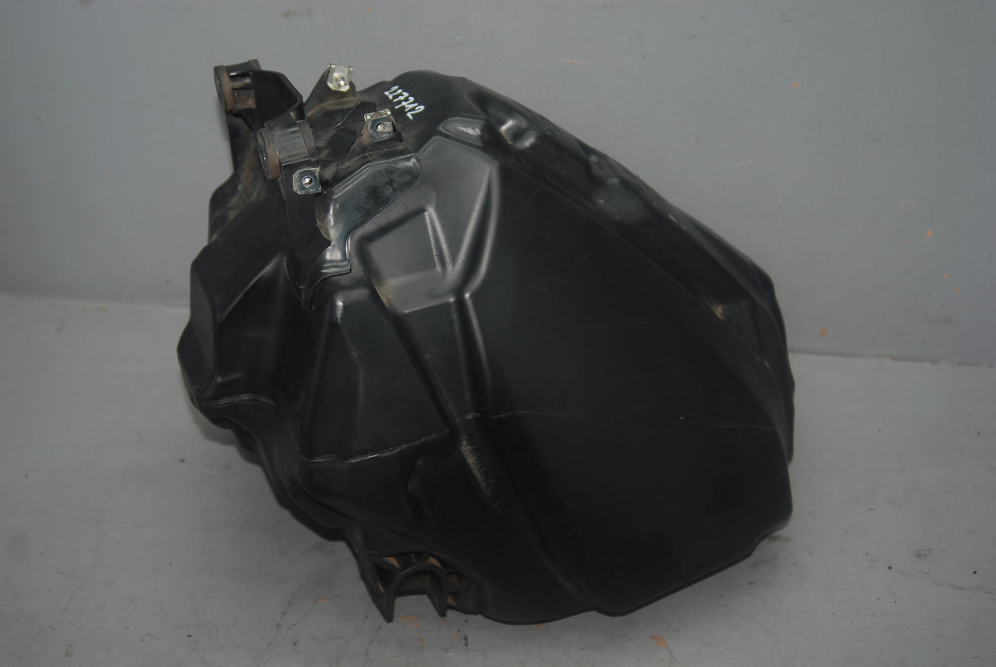 2019 BMW R 1250 GS FUEL TANK – Motorcycle Salvage SA Parts