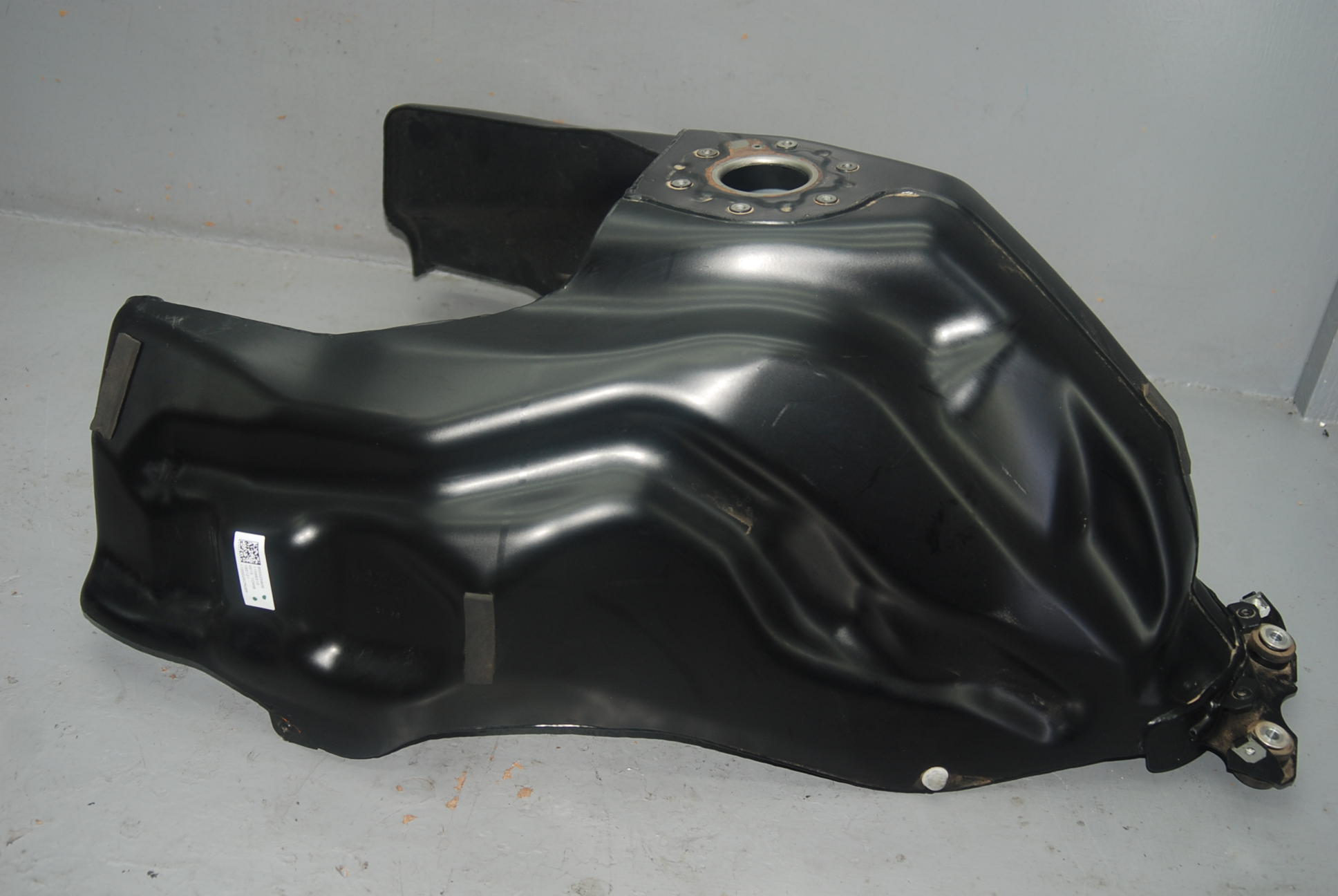 2022 BMW F 850 GS FUEL TANK – Motorcycle Salvage SA Parts