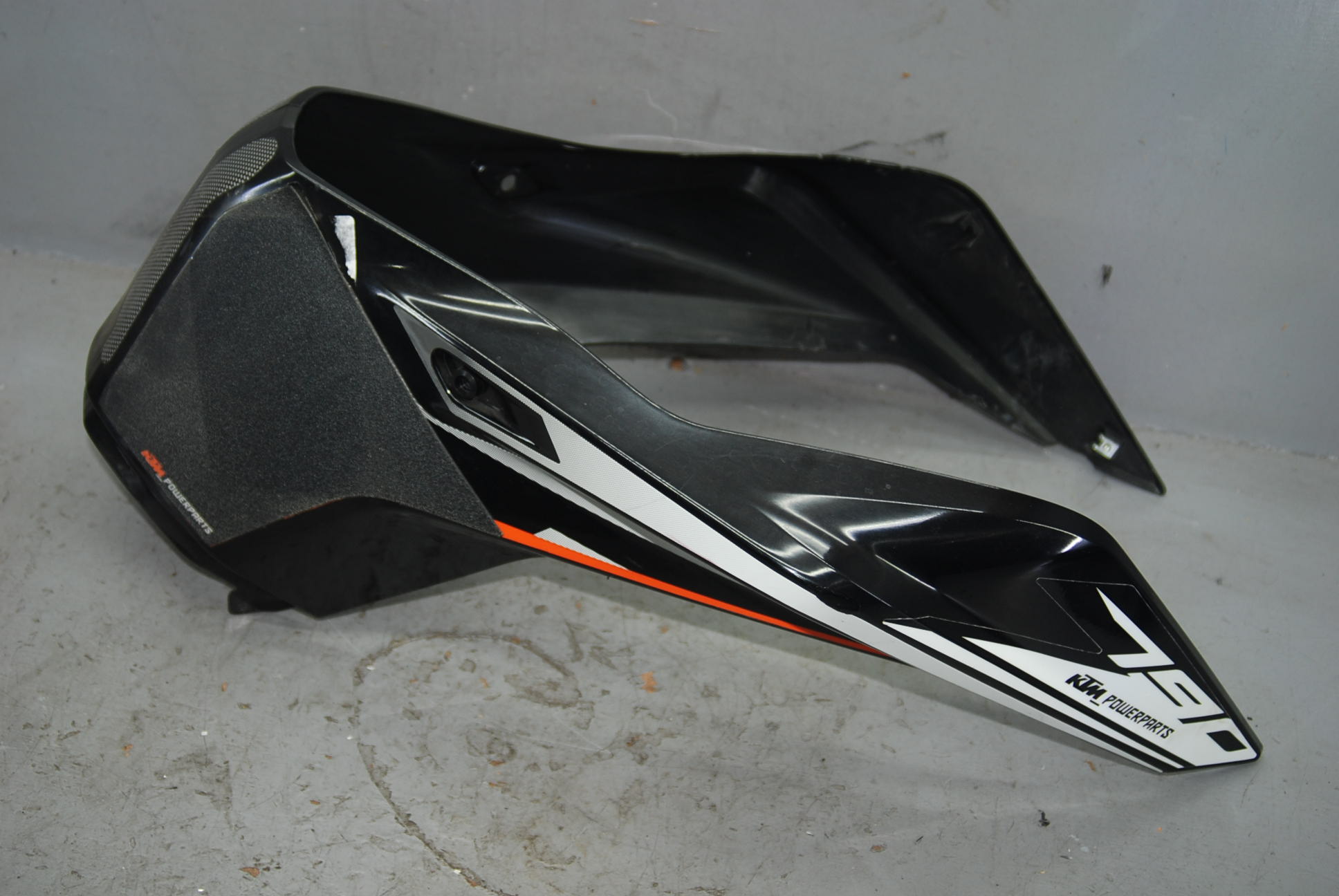 2018 KTM 790 TANK COVER – Motorcycle Salvage SA Parts
