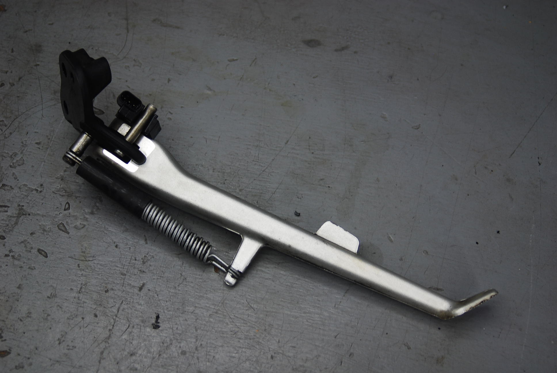 2022 BMW S 1000 RR SIDE STAND – Motorcycle Salvage SA Parts